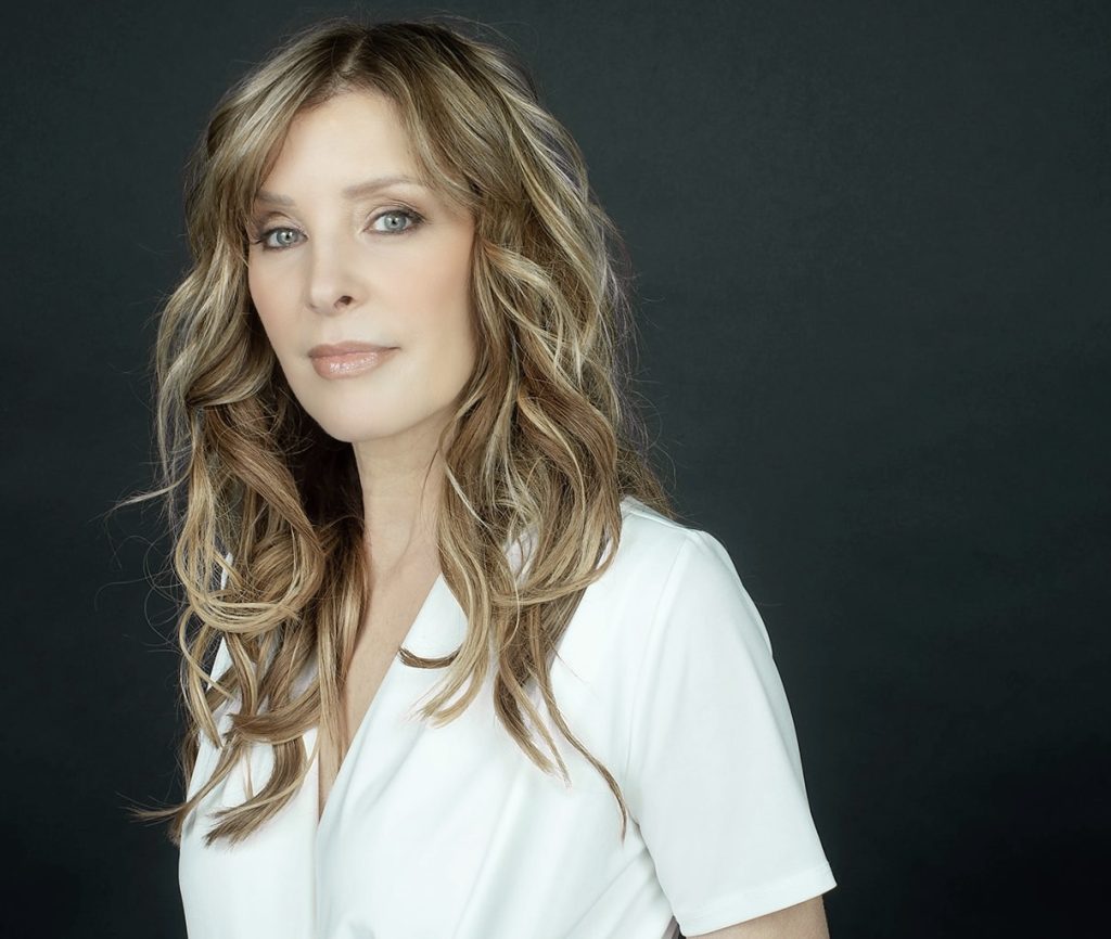 Meet The Board – Strangers In the Night